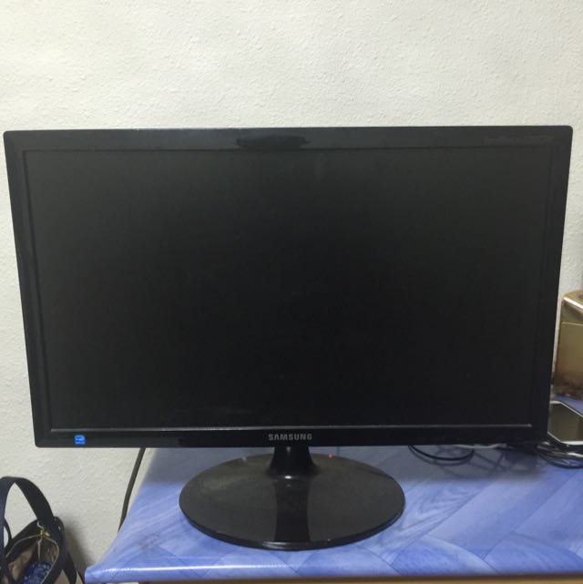 Samsung 20 inch monitor, Health & Nutrition, Health Monitors & Weighing ...