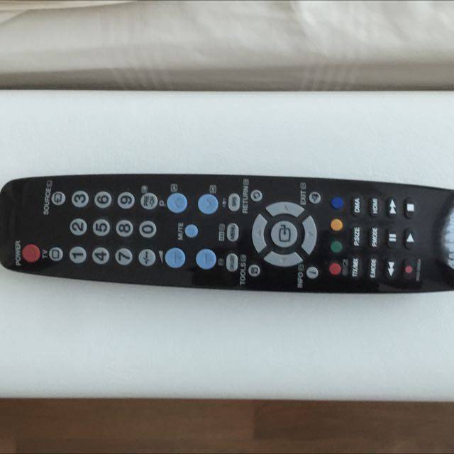 Samsung LA26A450C1, TV & Home Appliances, Washing Machines and Dryers ...