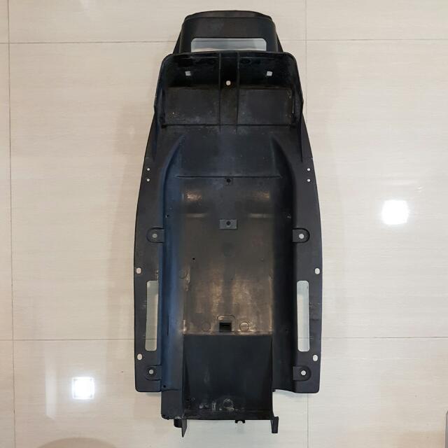 YAMAHA 98-99 R1 Undertail Undertray Tail Plastic, Men's Fashion, Muslim ...