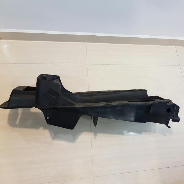 YAMAHA 98-99 R1 Undertail Undertray Tail Plastic, Men's Fashion, Muslim ...