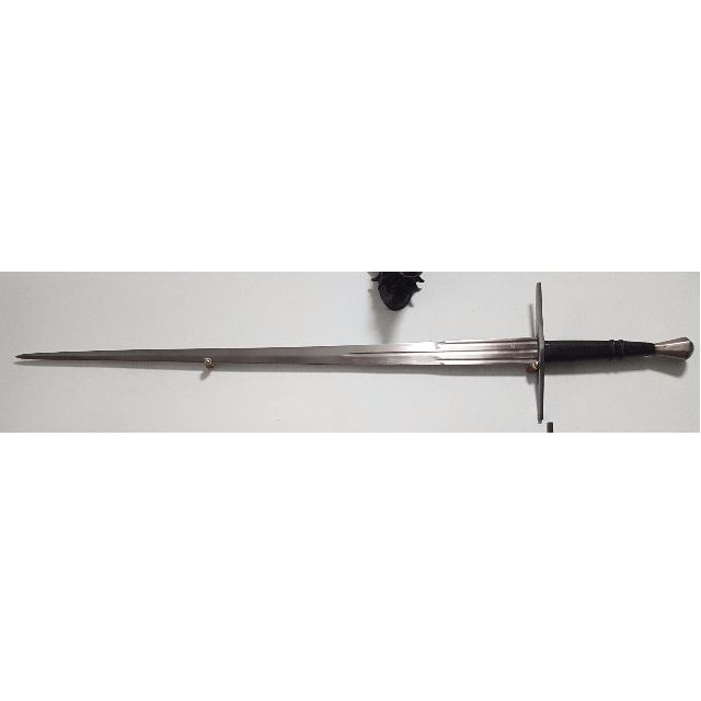 Medieval longsword / greatsword, Hobbies & Toys, Memorabilia ...