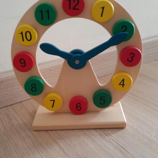 Manual Clock, Hobbies & Toys, Toys & Games on Carousell