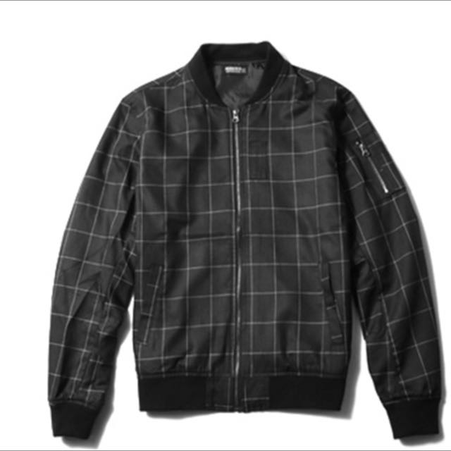 SOYOUS TR MA-1 Jacket EC (grey, black), 男裝, 外套及戶外衣服 - Carousell