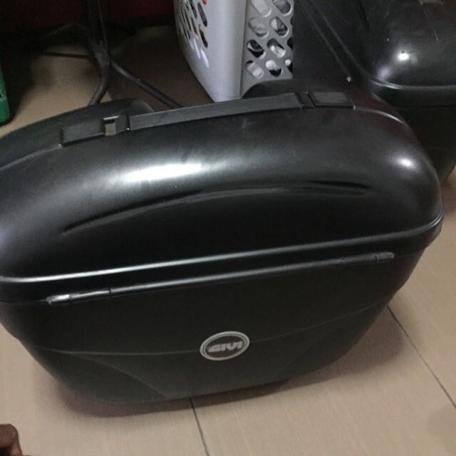 Givi side boxes, Car Accessories on Carousell
