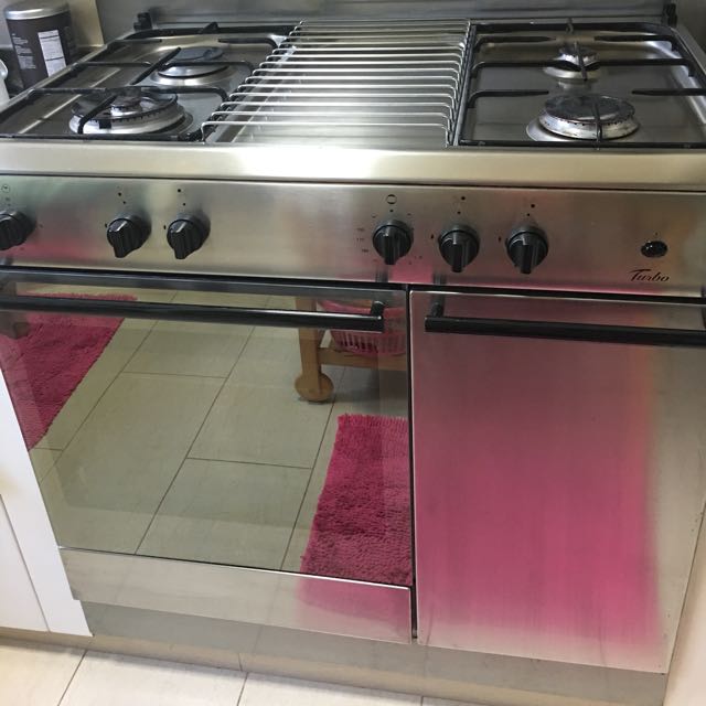 Turbo Free Standing Cooker with Oven (cylinder gas) - Currently ...