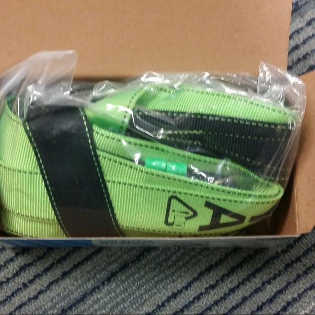 [BRAND NEW] Quebee Full Body Harness, Everything Else on Carousell