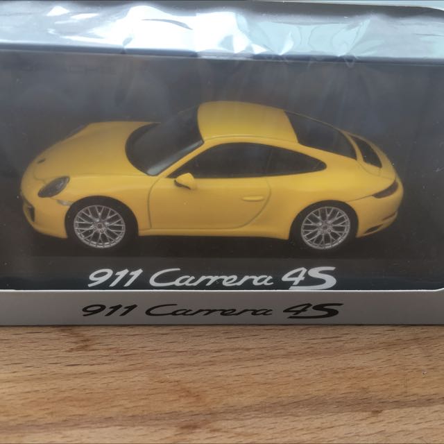 Official Porsche 911 Carrera Detailed 1:43 Scale Model, Car Accessories ...