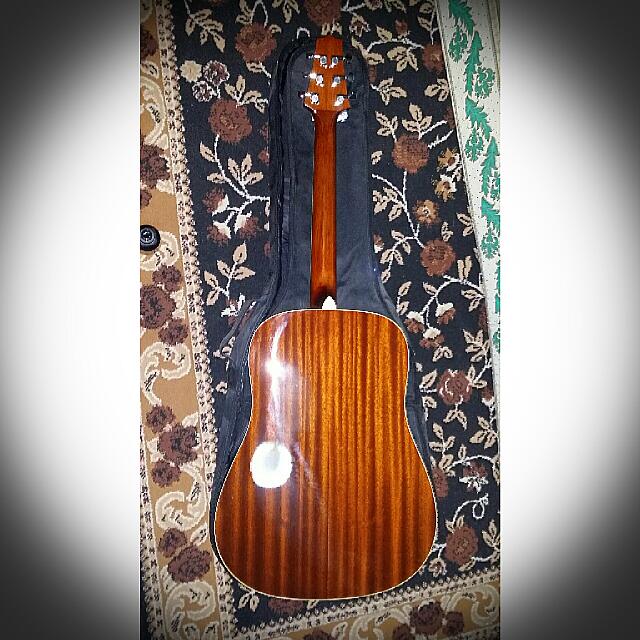 Samick DS-100 Acoustic, Hobbies & Toys, Music & Media, Music Accessories on Carousell