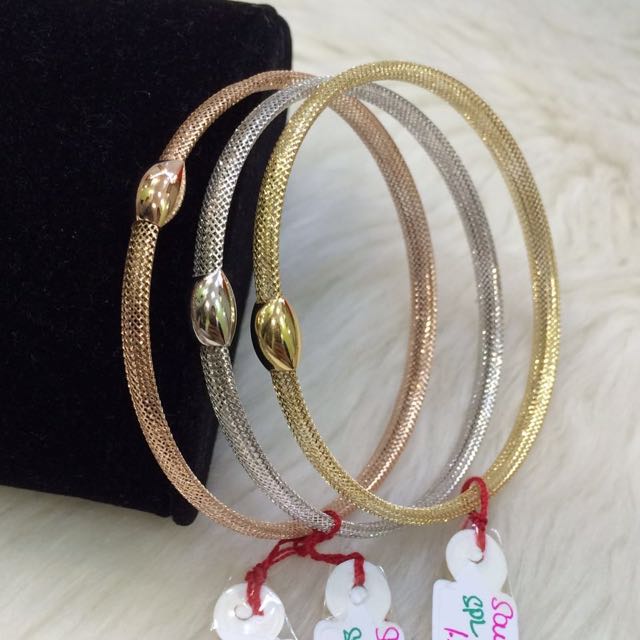 Saudi Gold 18k Bangles, Women's Fashion, Dresses & Sets, Traditional ...