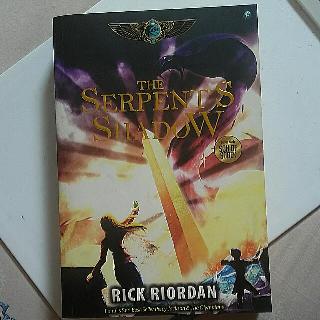 Rick Riordan - The Serpent's Shadow (Bayangan Sang Ular), Buku & Alat ...