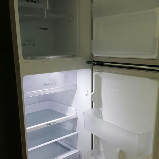 Samsung Refrigerator [RT22 TMF], TV & Home Appliances, Kitchen ...