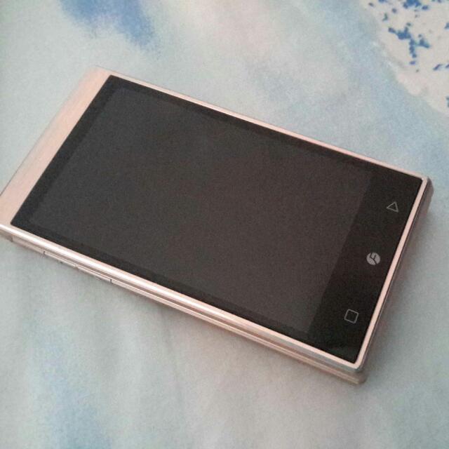 Freetel Musashi Android Flip Phone, Computers & Tech, Parts ...