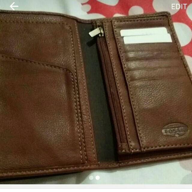 FOSSIL Slim Executive Wallet, Luxury on Carousell