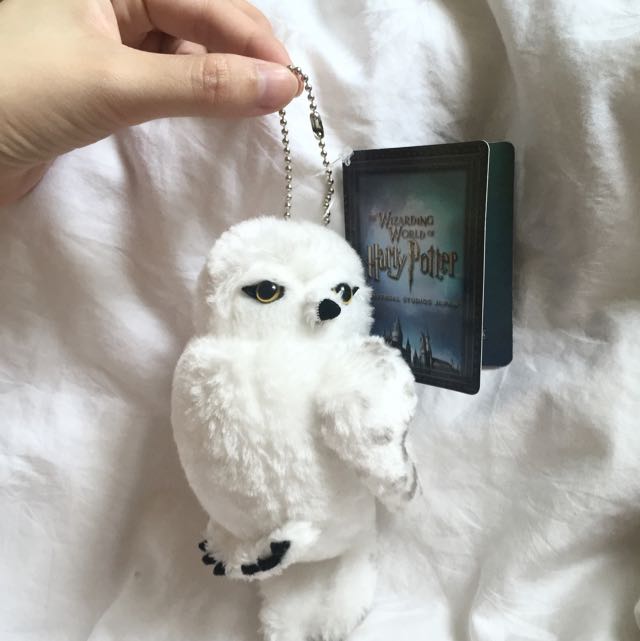 (Pending) BN Hedwig Keychain - Universal Studios Japan: Wizarding World ...