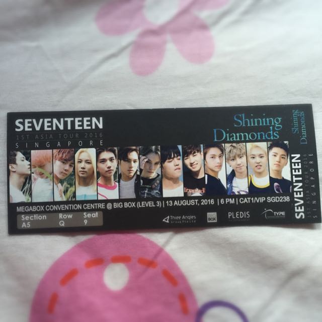 Seventeen first asia tour - Singapore, Hobbies & Toys, Memorabilia ...