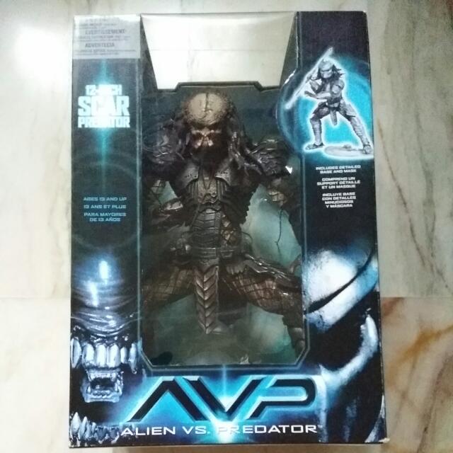 AVP Alien Vs Predator 12 Inch Scar Alien From McFarlane Toys From Spawn ...