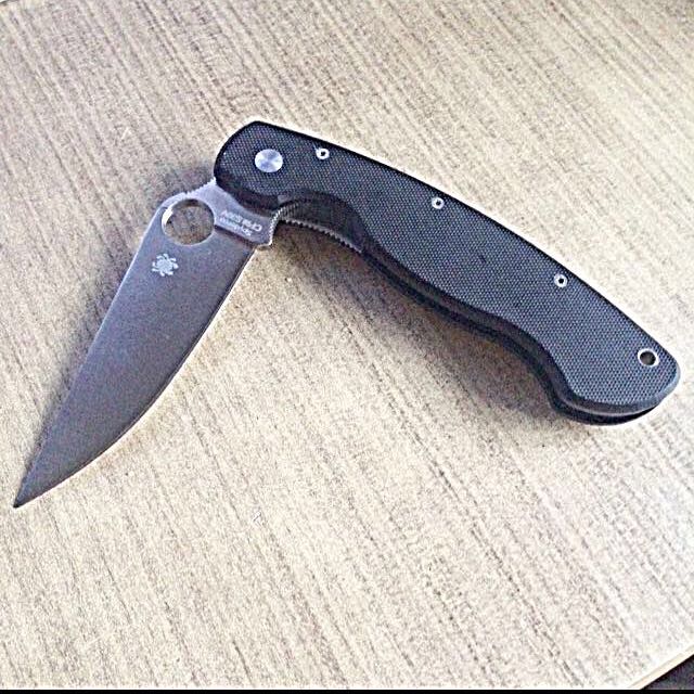 Spyderco Military Clone Large Pocket Folding Tactical Knife, Everything ...