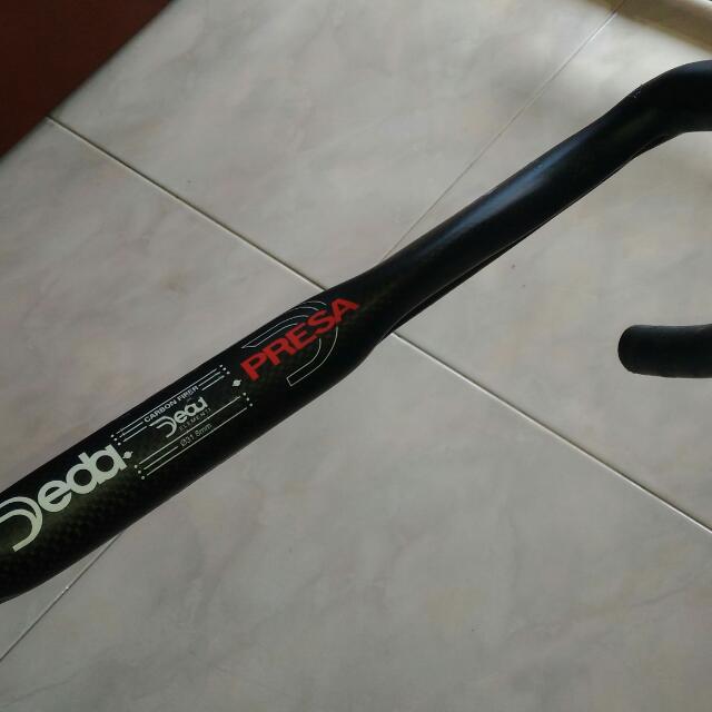 Deda Presa Carbon Dropbar 44cm, Sports Equipment, Bicycles & Parts ...