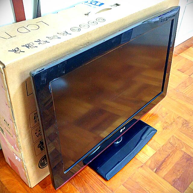 LG LCD TV 32 INCH (32LD330), TV & Home Appliances, TV & Entertainment ...