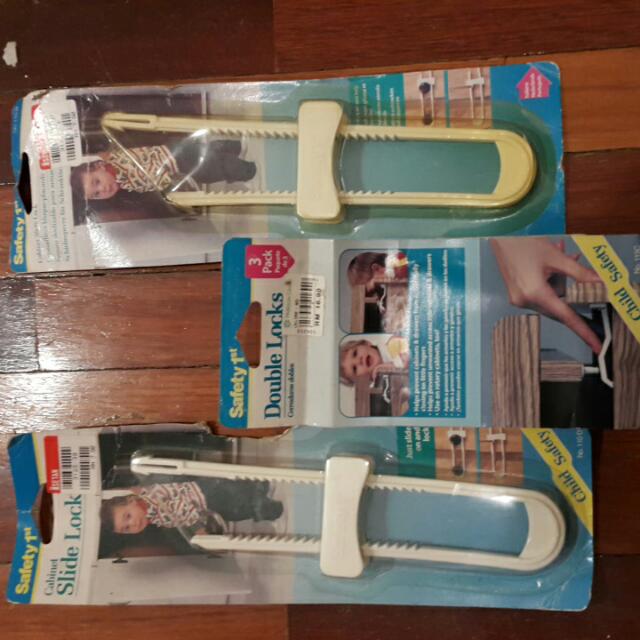 Safety 1st Slide Lock (2) & Double Locks (3 In Pack), Babies & Kids ...