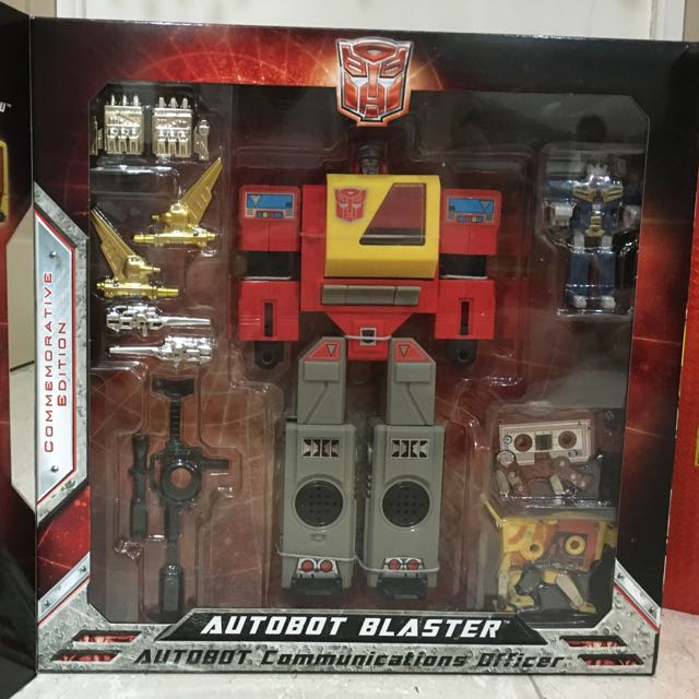 Transformer G1 Autobot Blaster - Collectible!, Hobbies & Toys ...