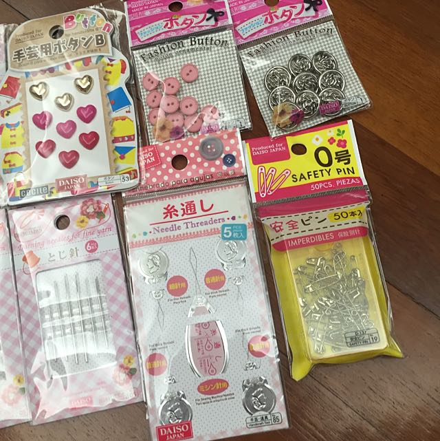 BN Daiso Needles/Buttons/Pins $1 Each, Hobbies & Toys, Stationery ...