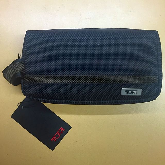TUMI Case, Men's Fashion, Watches & Accessories, Wallets & Card Holders ...