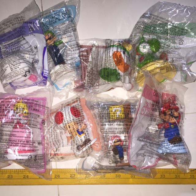 McDonald's Super Mario Bros Complete Set Of 8 Sealed Packs, Hobbies ...