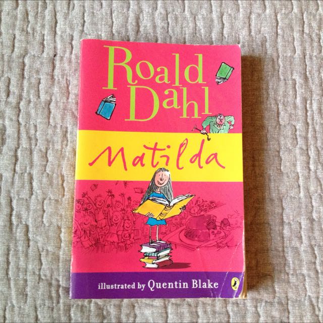 Matilda Book Roald Dahl - English Book, Buku & Alat Tulis, Buku di ...