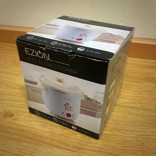 (Sold) Ezion 0.7L Slow cooker, TV & Home Appliances, Kitchen Appliances, Cookers on Carousell