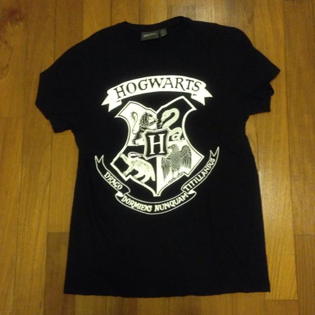 Harry Potter House T-Shirt, Men's Fashion, Tops & Sets, Formal Shirts ...