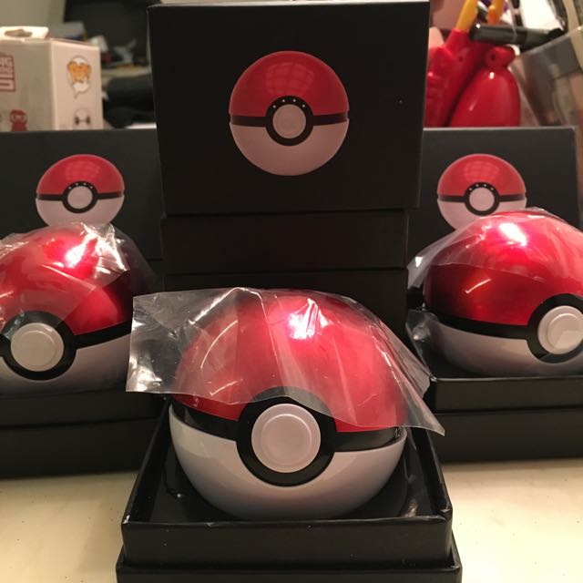 Pokemon Poke Ball Power Bank, Mobile Phones & Gadgets, Mobile & Gadget ...