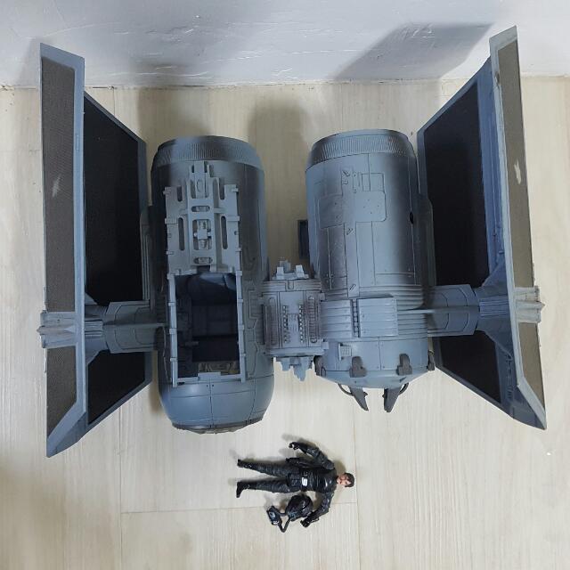 Star Wars Hasbro Tie Bomber With Exclusive Tie Fighter Pilot.Note ...