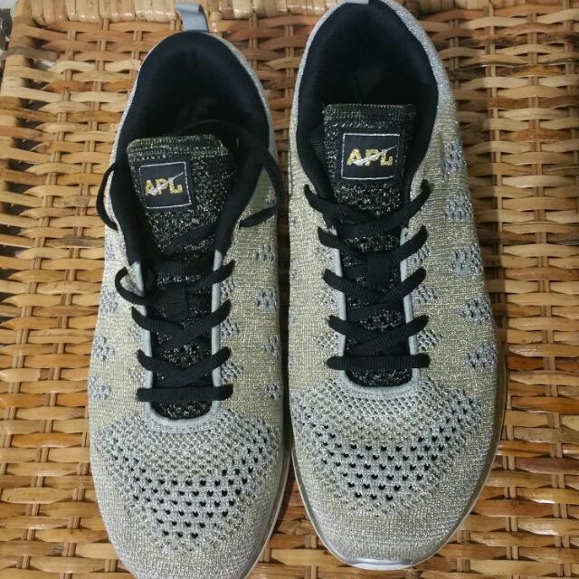 APL Tech loom Pro, Women's Fashion, Footwear, Flipflops and Slides on Carousell