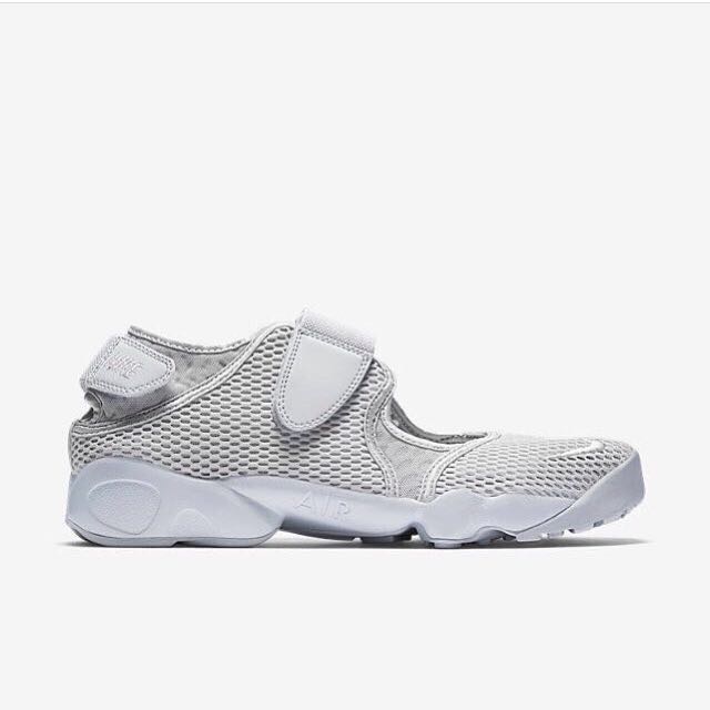 Nike Air Rift Grey, Olshop Fashion, Olshop Pria di Carousell