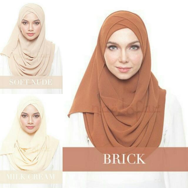 Timeless Double By Naelofar Hijab, Women's Fashion, Muslimah Fashion ...