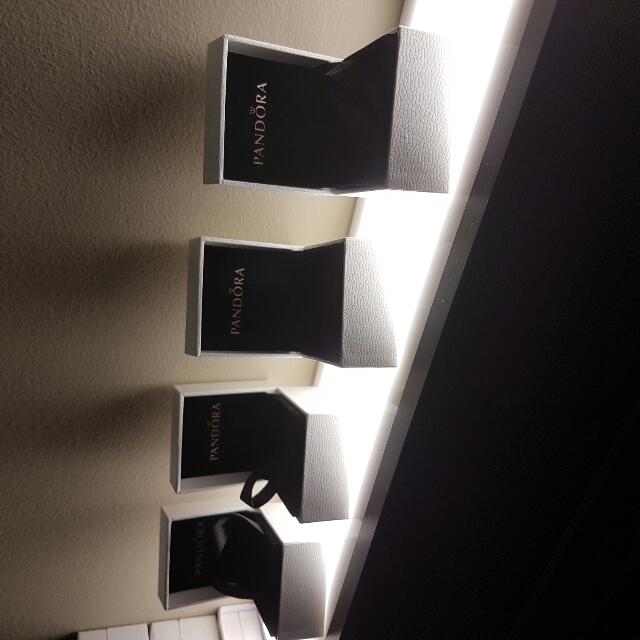 Pandora Small Boxes, Women's Fashion, Jewelry & Organisers, Accessory ...