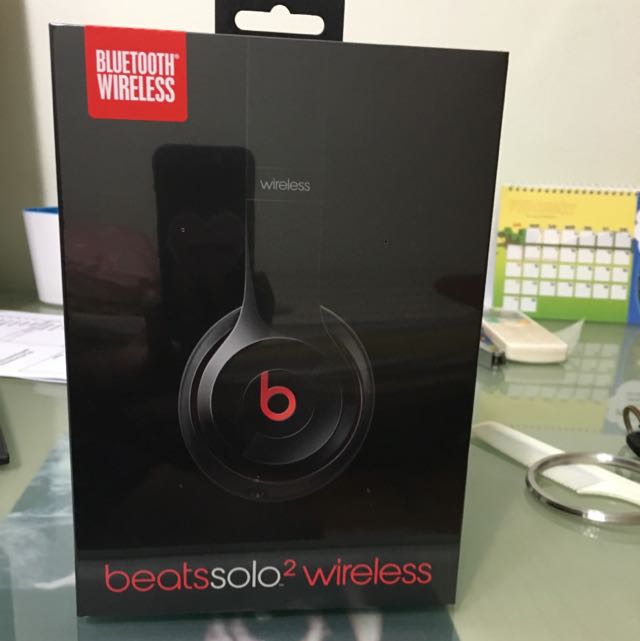 Beats Solo 2 Wireless Headphones, Audio, Headphones & Headsets on Carousell