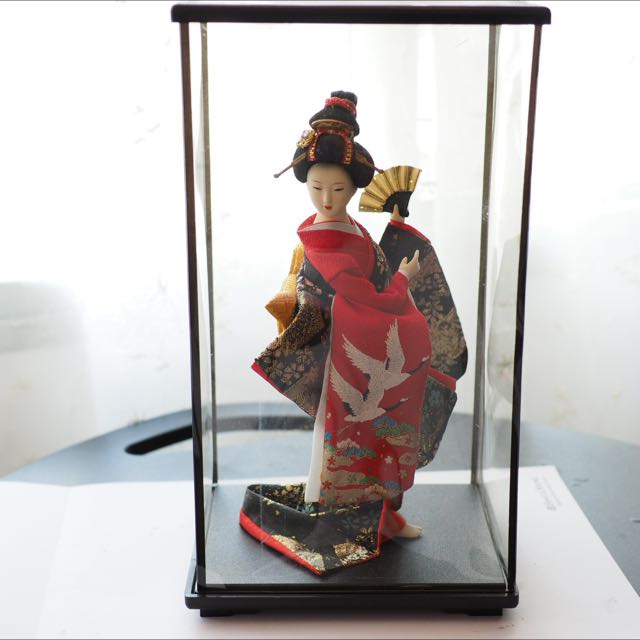 Japanese Geisha Display, Hobbies & Toys, Stationery & Craft, Art ...