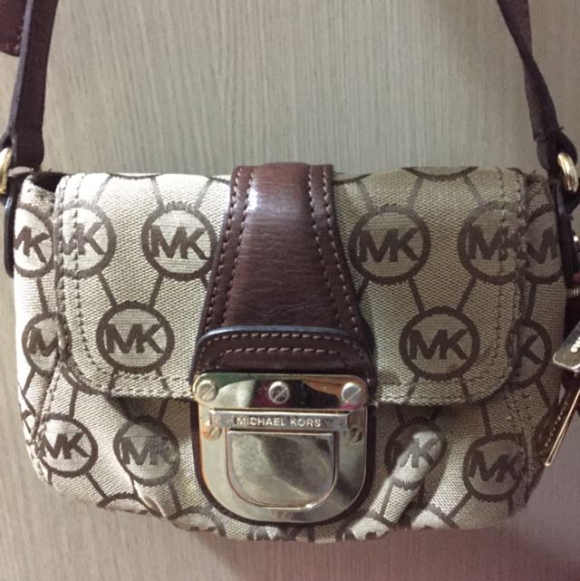 **reserved**MK Sling Bag, Luxury, Bags & Wallets on Carousell