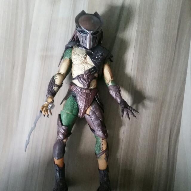 Neca Predator Tracker Predator (BNIB) Berserker Predator (BNIB ...