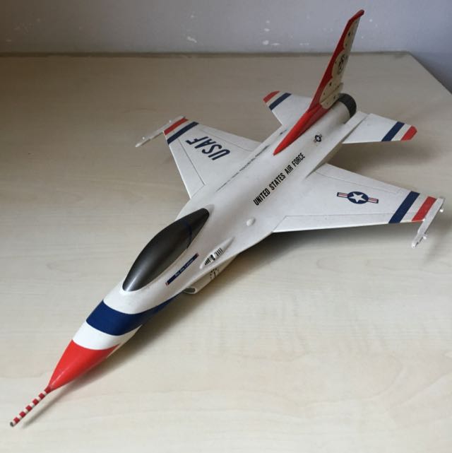 United States Air Force F16 Thunderbird Plane Model, Hobbies & Toys ...