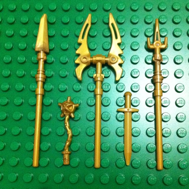 LEGO-Castle Kingdom Weapons & Parts, Hobbies & Toys, Toys & Games on ...
