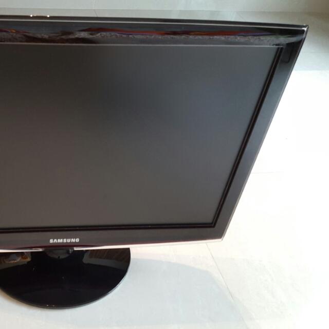 Samsung T240 Monitor 24 Inches, Computers & Tech, Parts & Accessories ...