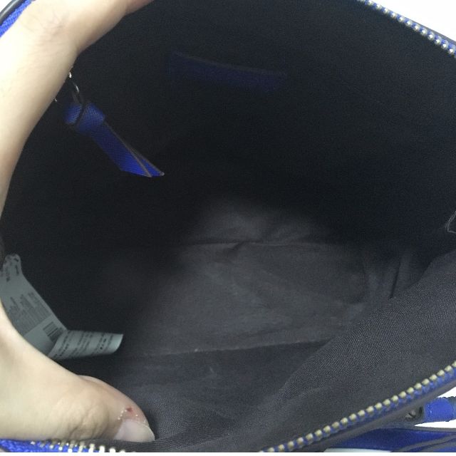 [PENDING] Mango Touch Weekend Bag, Women's Fashion, Bags & Wallets ...