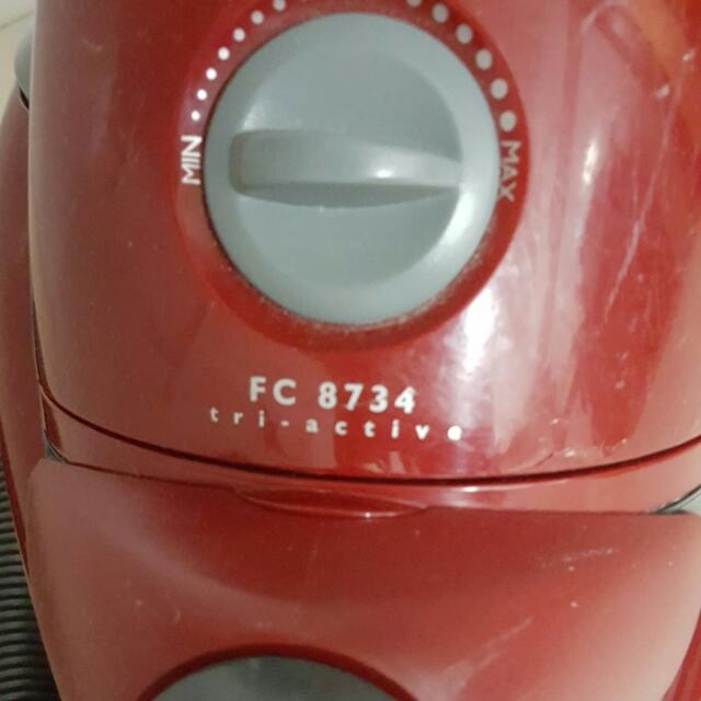 Philips FC8734 Bagless Vacuum Cleaner, TV & Home Appliances, Vacuum ...