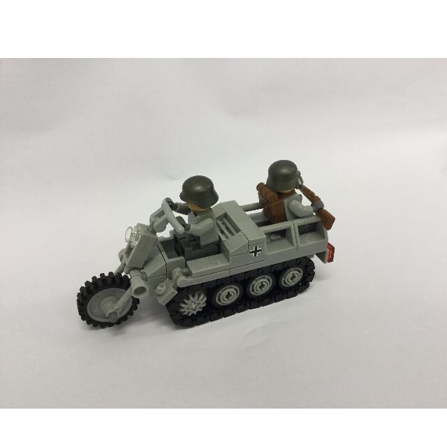 FREE FIGURES! LEGO Compatible WW2 WWII German Army/ Wehrmacht SdKfz-2 ...