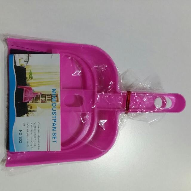 Mini Dust Pan, Everything Else on Carousell
