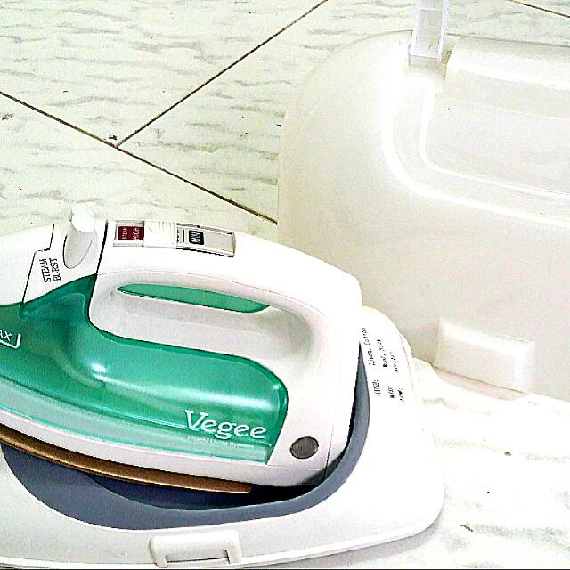 Hitachi Cordless Steam Iron, TV & Home Appliances, Irons & Steamers on ...
