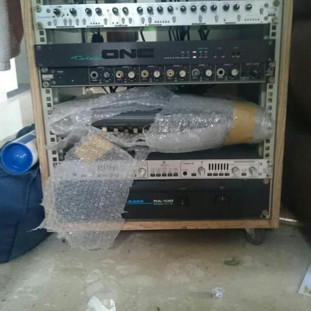 Dj Console With Mixer And Box, Hobbies & Toys, Music & Media, Musical ...